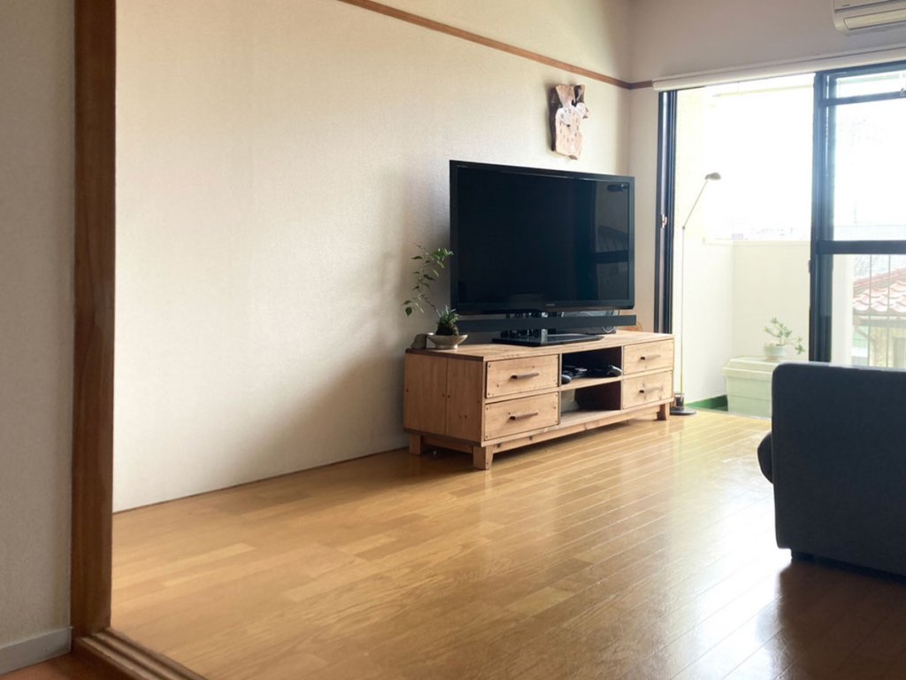 あえて選んだ「狭い家」。家族で暮らす、42㎡の2DKインテリア 【私らしく暮らす】 | ライフスタイル | カルチャー ＆ ライフ | FUDGE.jp