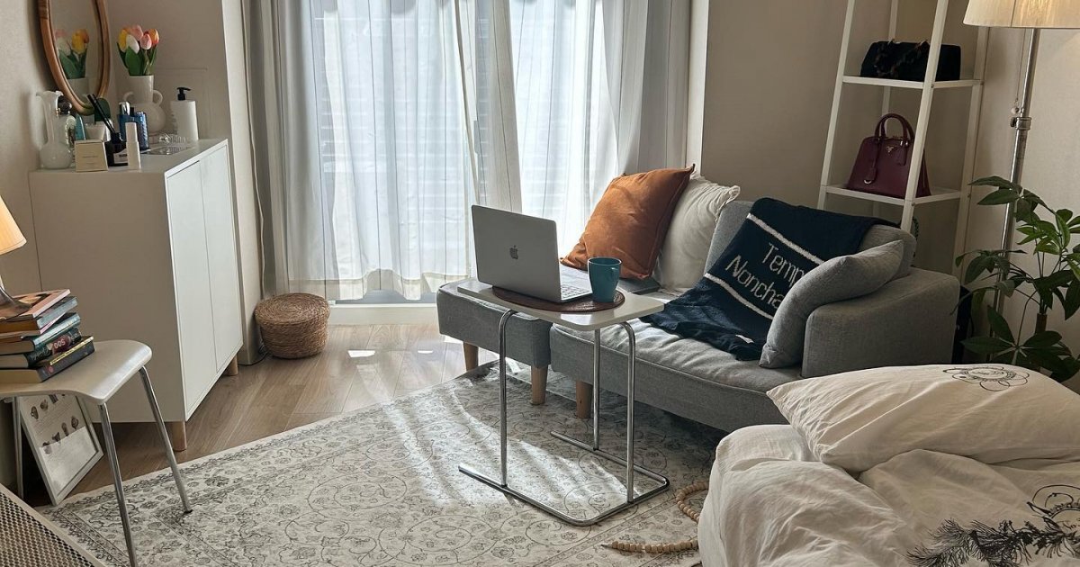 【7畳1K】狭くても開放感のある一人暮らしインテリア 。【私らしく暮らす】 | ライフスタイル | カルチャー ＆ ライフ | FUDGE.jp